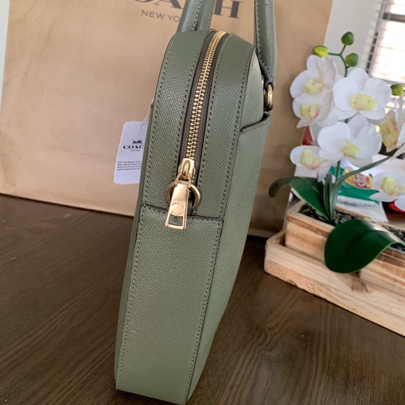 Coach | Bags | Coach Laptop Bag Crossbody F3922 | Poshmark